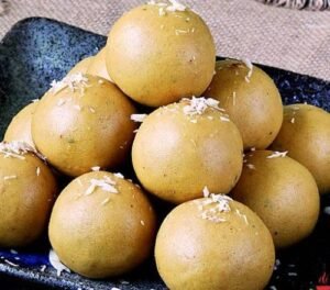 BESAN LADOO (MOTA) – KV Foods